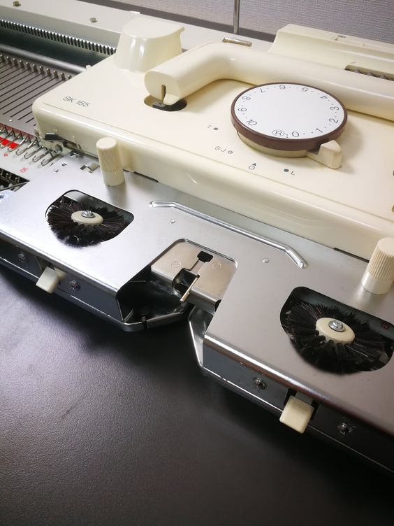 Master the Silver Reed: Knitting Machine Magic & Must-Have Spares